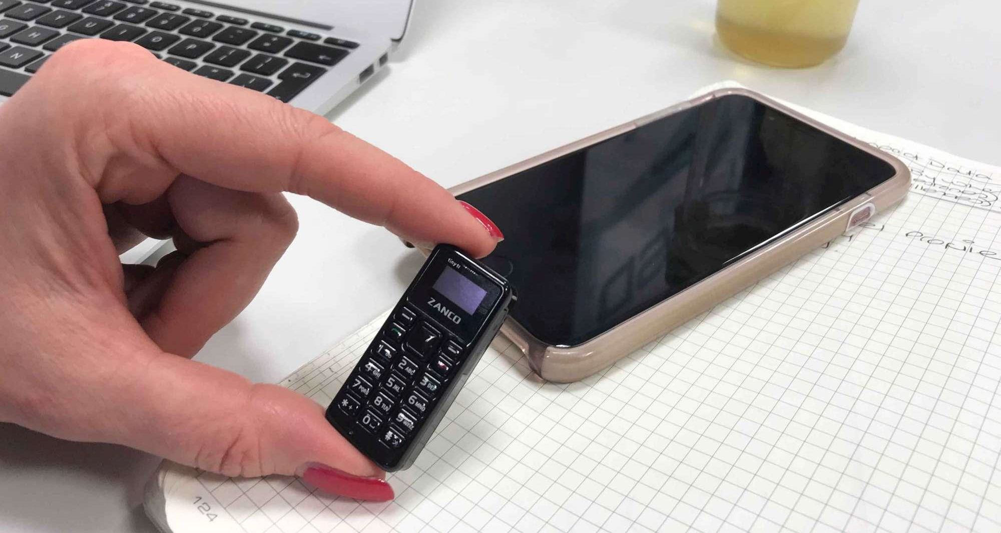 A colloquio in carcere con sette microcellulari in vagina Denunciata ...