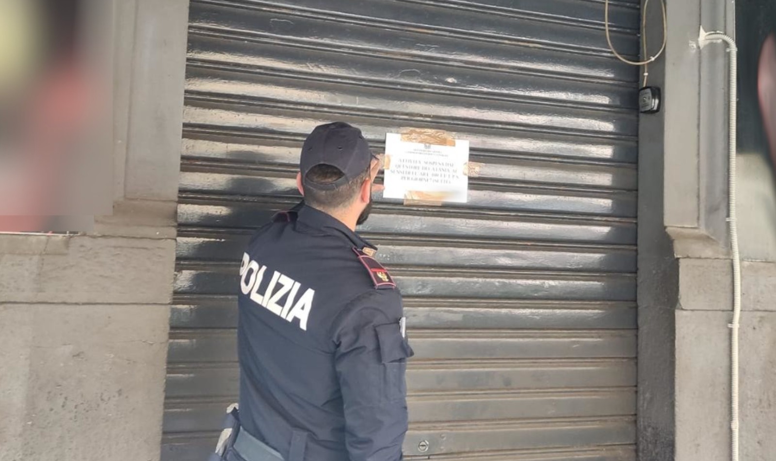 Catania, sospesa l'attività di un chiosco in via Plebiscito: «Ritenuto ...