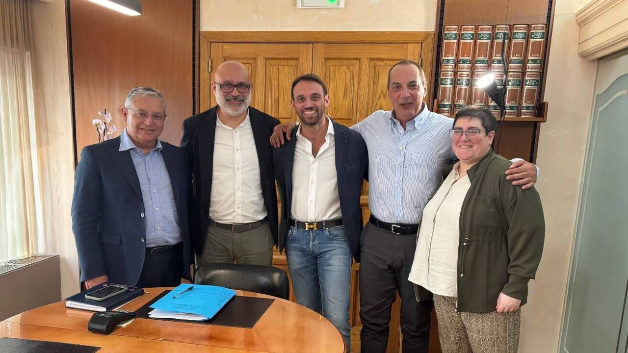 Canto Libero : a Palermo e Messina torna il concerto tributo a Battisti ...