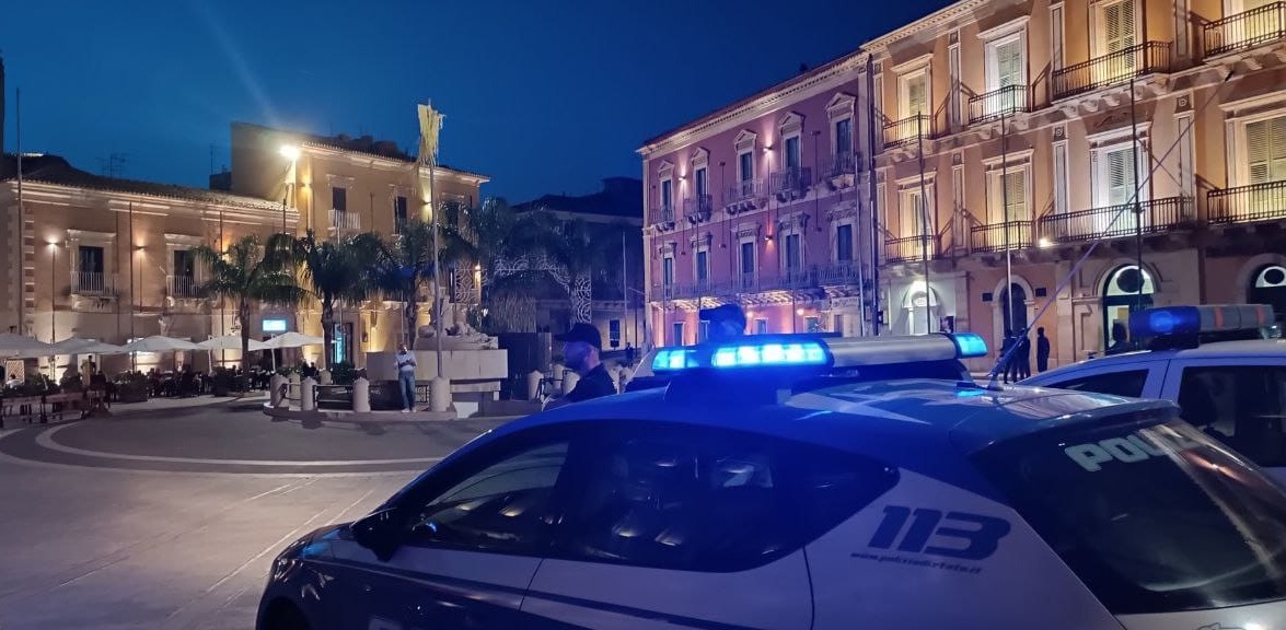 Siracusa, sparatoria in via Amato: ferito un 30enne